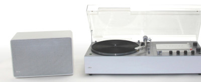 Braun audio: legendary stereo's from the 60s and 70s by Dieter Rams